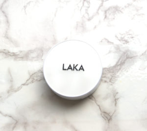 憧れの“すりガラス肌”が手に入る!? 韓国発コスメブランドLAKAからクッションファンデが上陸！ | Emo!miu｜エモミュー