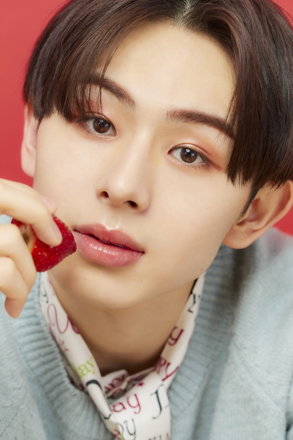 ワンエンTETTA＆EIKUの煌めく艶っぽアイから目が離せない♡ 韓国コスメ「I’M MEME」×Emo!miuスペシャルムービー公開 ...