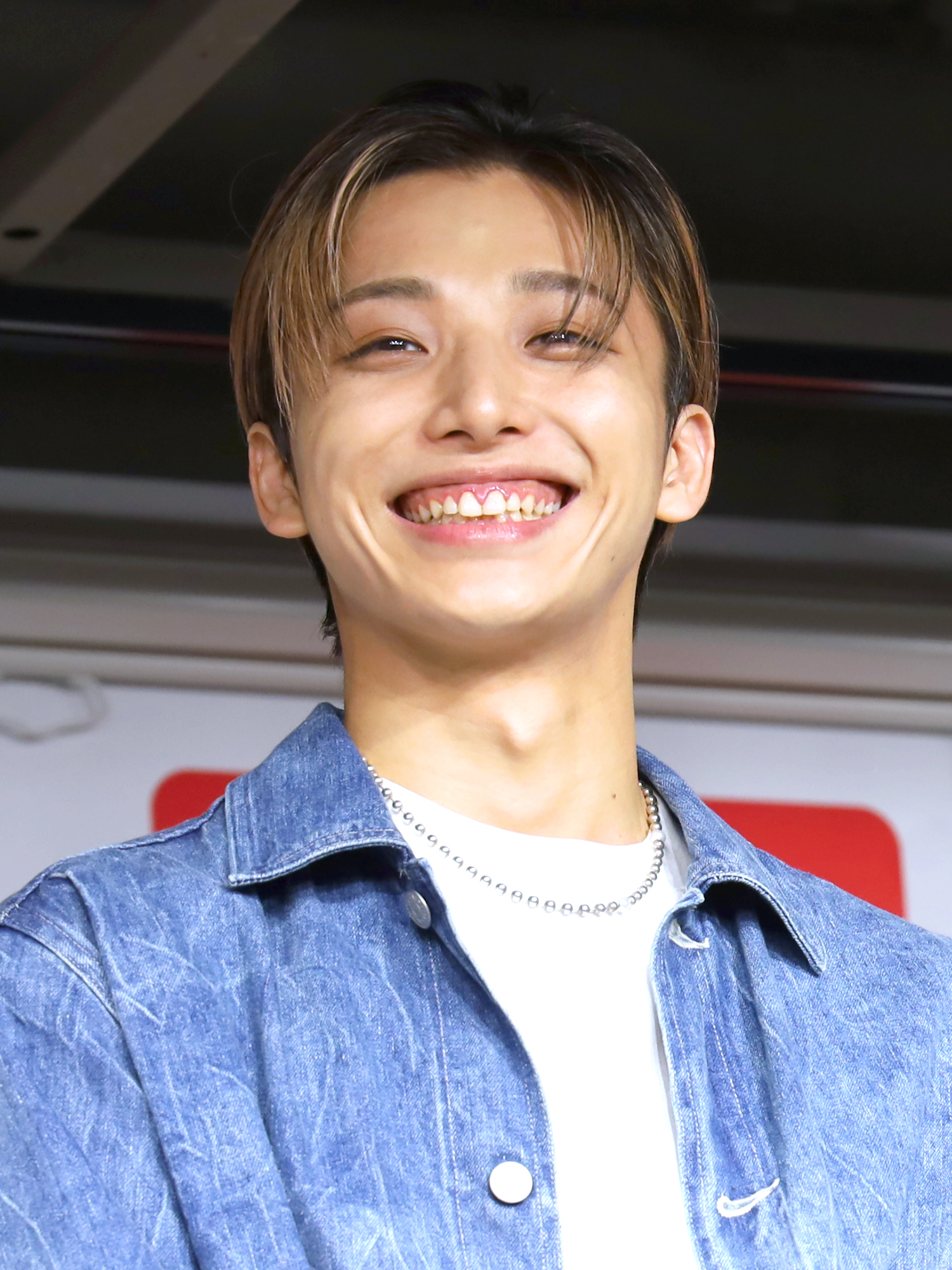 TETTA「みなさんブラジルの高速道路って乗ったことありますか？」写真集「ONE N’ ONLY(ワンエンオンリー) 1st PHOTO ...