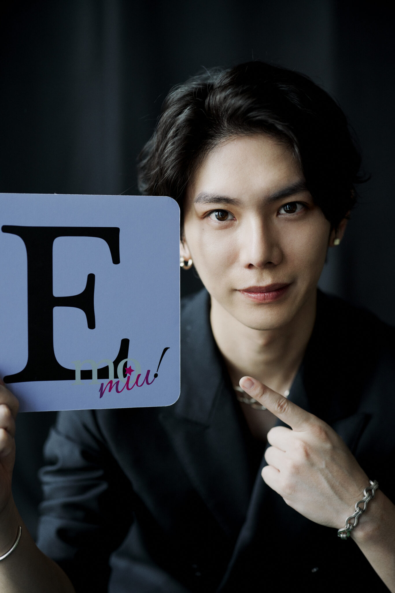 「実は陰キャなんです」―ドラマ『何曜日に生まれたの』に出演で話題沸騰中!! 抜群のスタイル×甘い顔立ちのイケメン俳優・YUの意外な素顔とは。＜Emo!miu注目のイットボーイ＞ | Emo ...