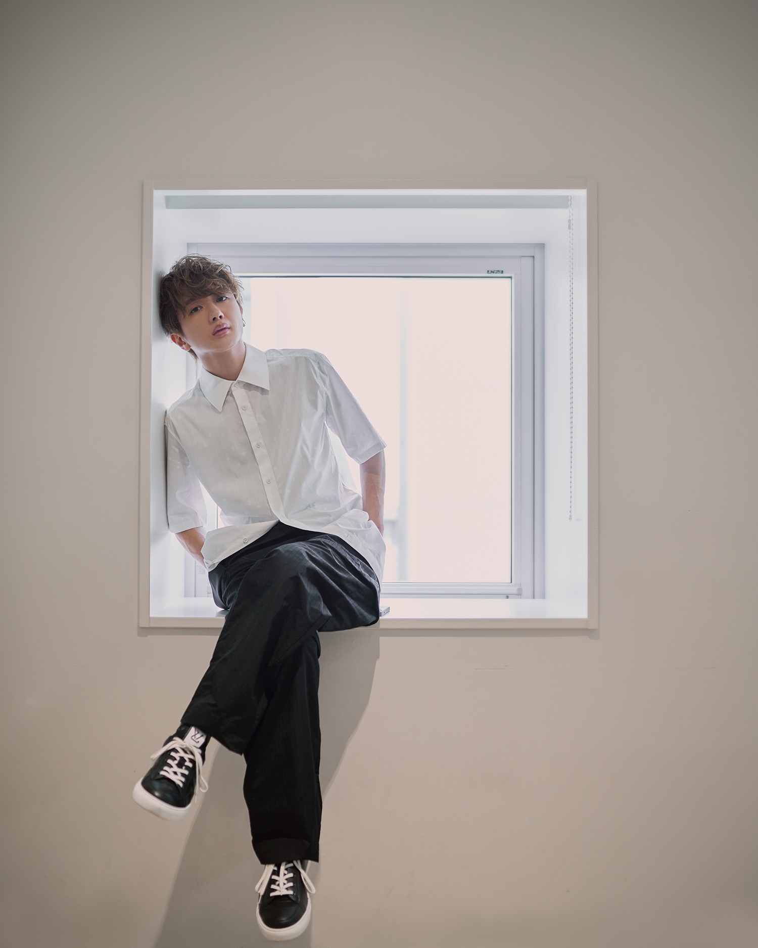 Nissy「10th Anniversary LIVE VIEWING TOUR 2023」衣装にルイ・ヴィトンを着用！新作LV FALL ...