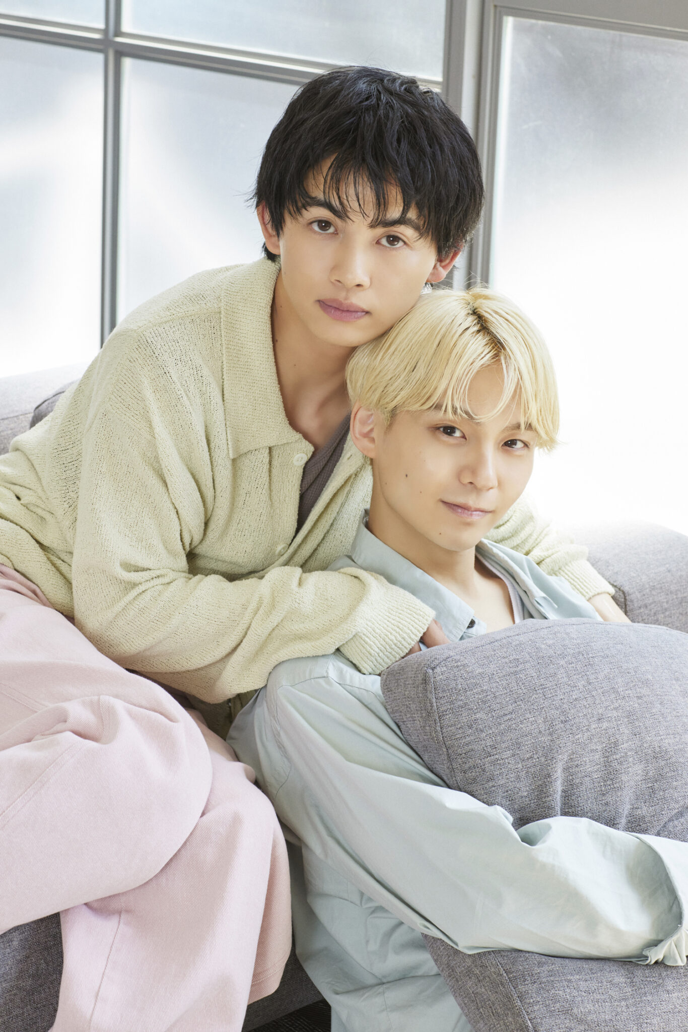 REI＆NAOYA(ONE N’ ONLY)未公開スペシャルインタビュー！2人揃って1分毎にアラームをセット!? 実は似ているところが多い“れいなお”の魅力を存分にお届け☆ | Emo!miu ...