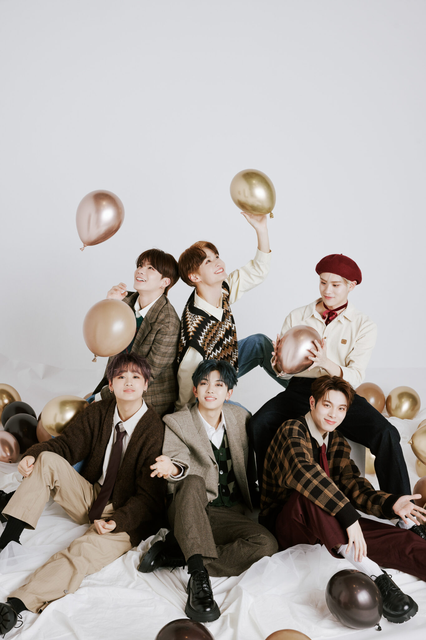 【DXTEEN（ディエックスティーン）インタビュー】 初恋の胸の高鳴りを歌ったラブソング♪ メンバーだから知っている、6人の魅力に迫る他己紹介 ...