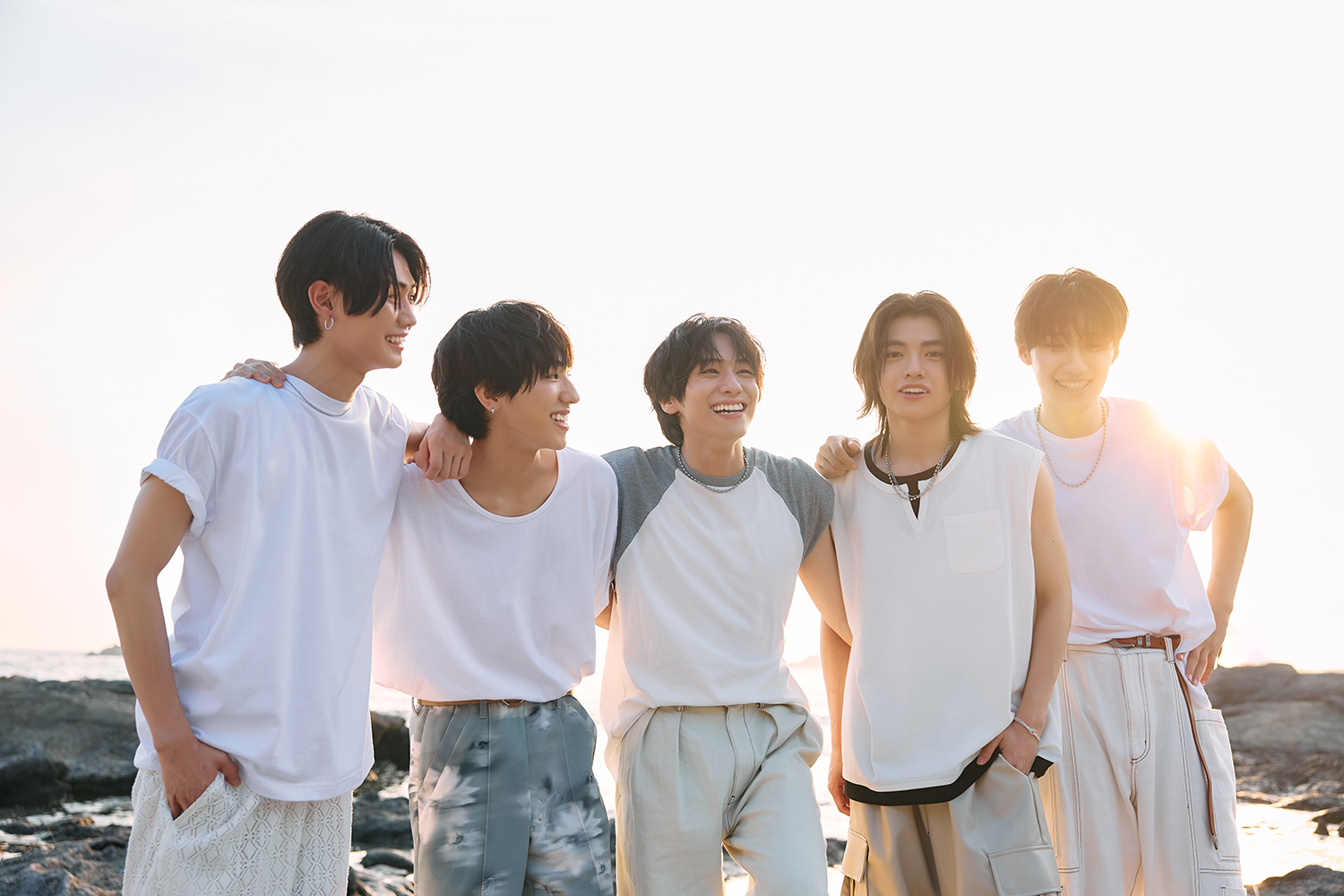 WILD BLUE(ワイルドブルー)2nd Digital Single「First Light」配信決定！楽曲プロデュースをUTA、振付を ...