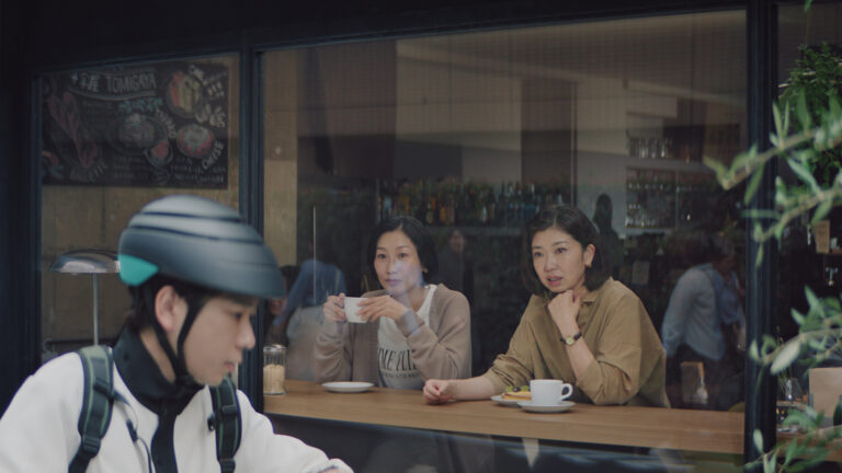 二宮和也、LUUP(ループ)のCMキャラクターに起用！新TV-CM『登場』『乗ってる』篇、全国で放送スタート♪ 撮影現場レポ＆インタビュー掲載 | Emo!miu｜エモミュー