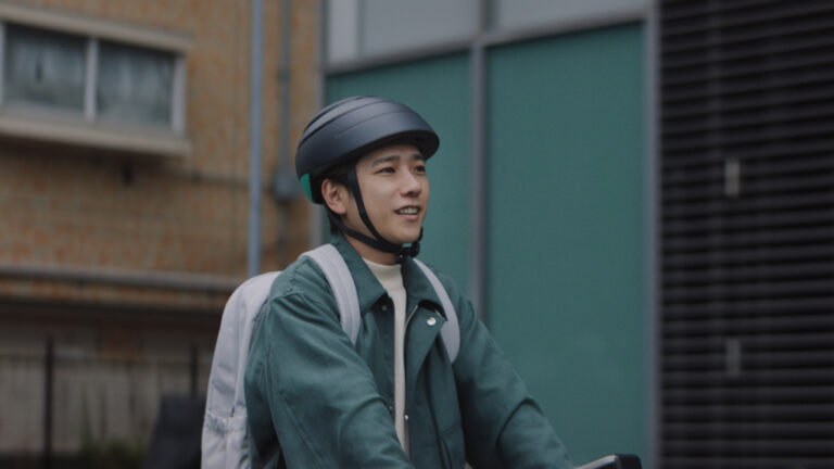 二宮和也、LUUP(ループ)のCMキャラクターに起用！新TV-CM『登場』『乗ってる』篇、全国で放送スタート♪ 撮影現場レポ＆インタビュー掲載 | Emo!miu｜エモミュー