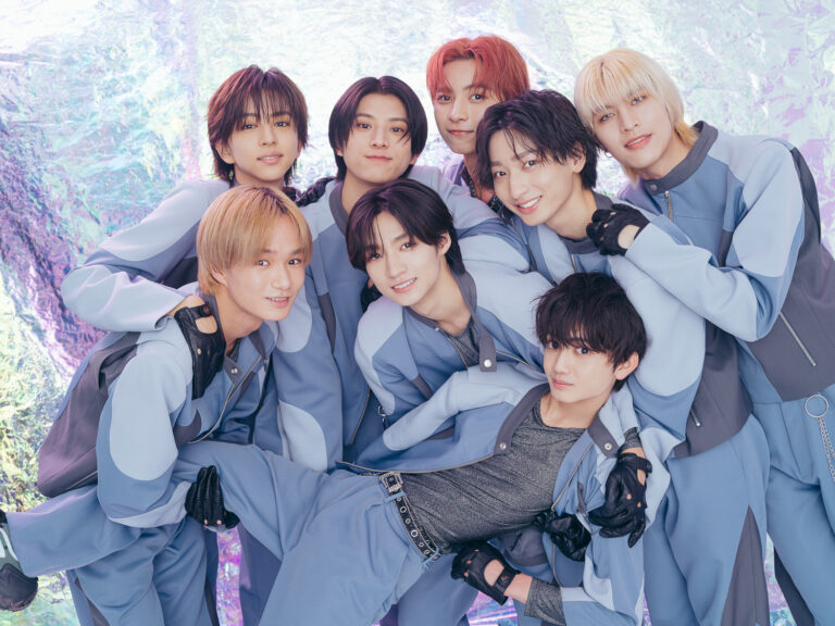 【ICExインタビュー】結成からもうすぐ2周年!! この2年間で8人が成長したこととは？みんなの「理想郷」トークもお届け★＜5thシングル『理想郷』＞ | Emo!miu｜エモミュー