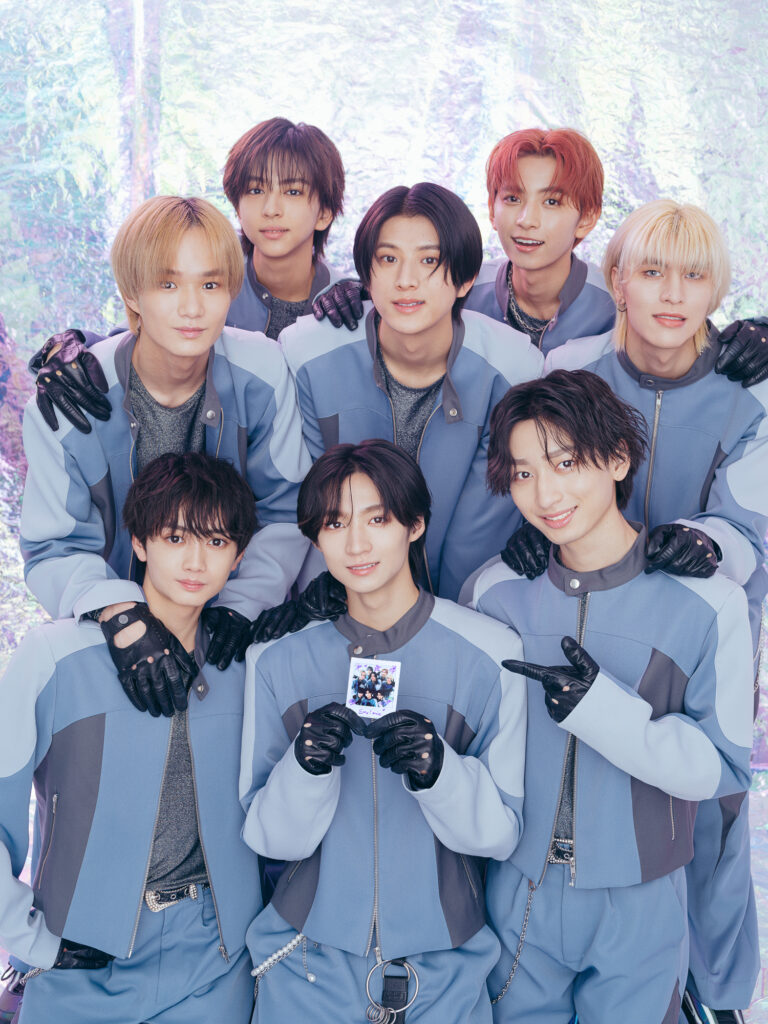 【ICExインタビュー】結成からもうすぐ2周年!! この2年間で8人が成長したこととは？みんなの「理想郷」トークもお届け★＜5thシングル『理想郷』＞ | Emo!miu｜エモミュー