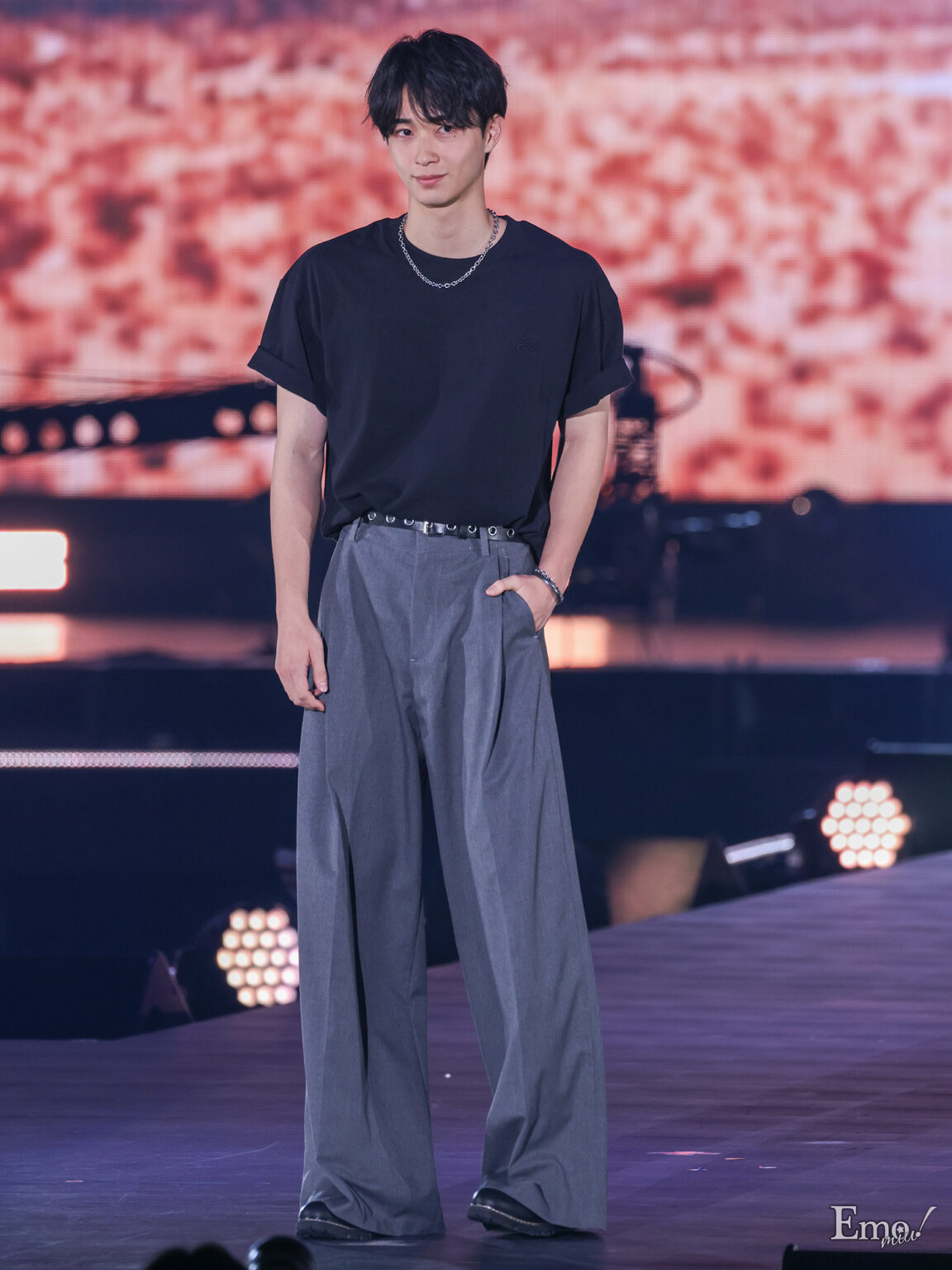 ＜Rakuten GirlsAward 2025 S/S＞【Fashion Stage】LAGUA GEM 野村康太・松本怜生 | Emo!miu｜エモミュー